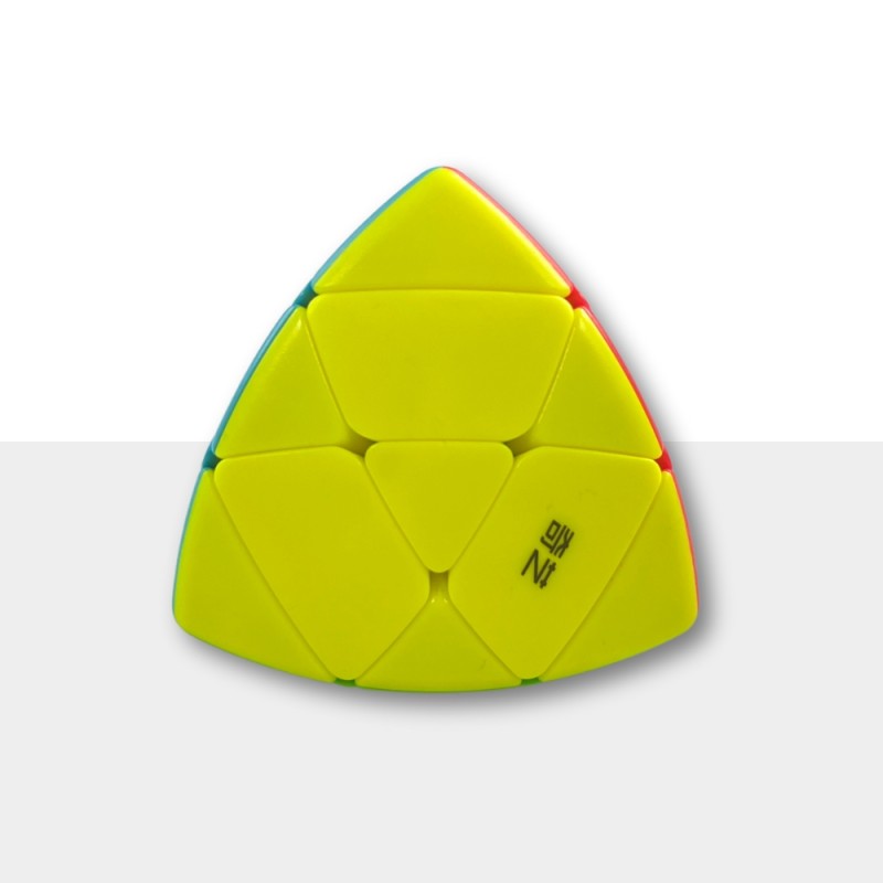 QiYi Mastermorphix 3x3 - Desafio tetraédrico único 🧩 Kubekings